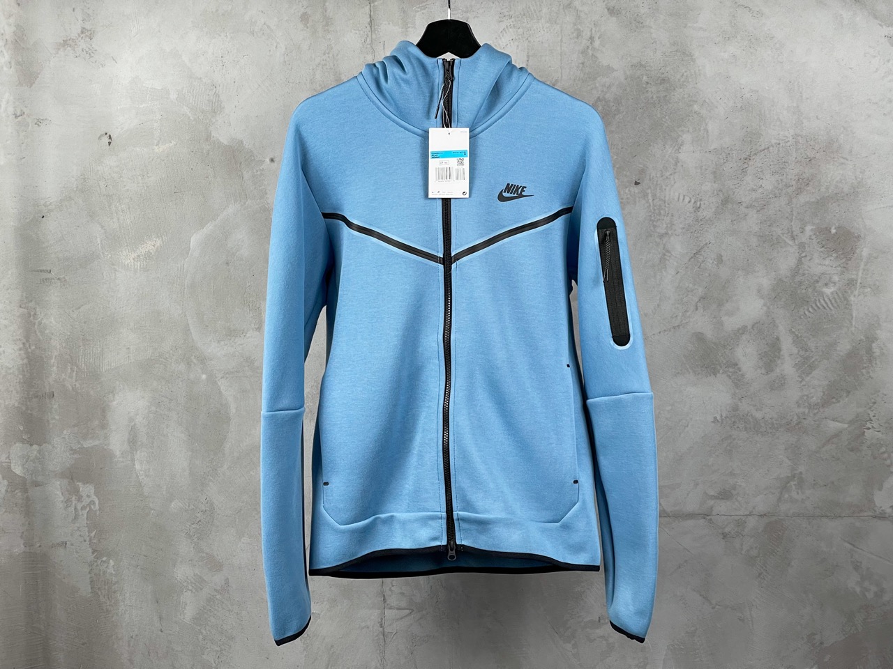 Купить Jacket Nike Tech Fleece Light Blue в A3BOOTS — стиль и комфорт