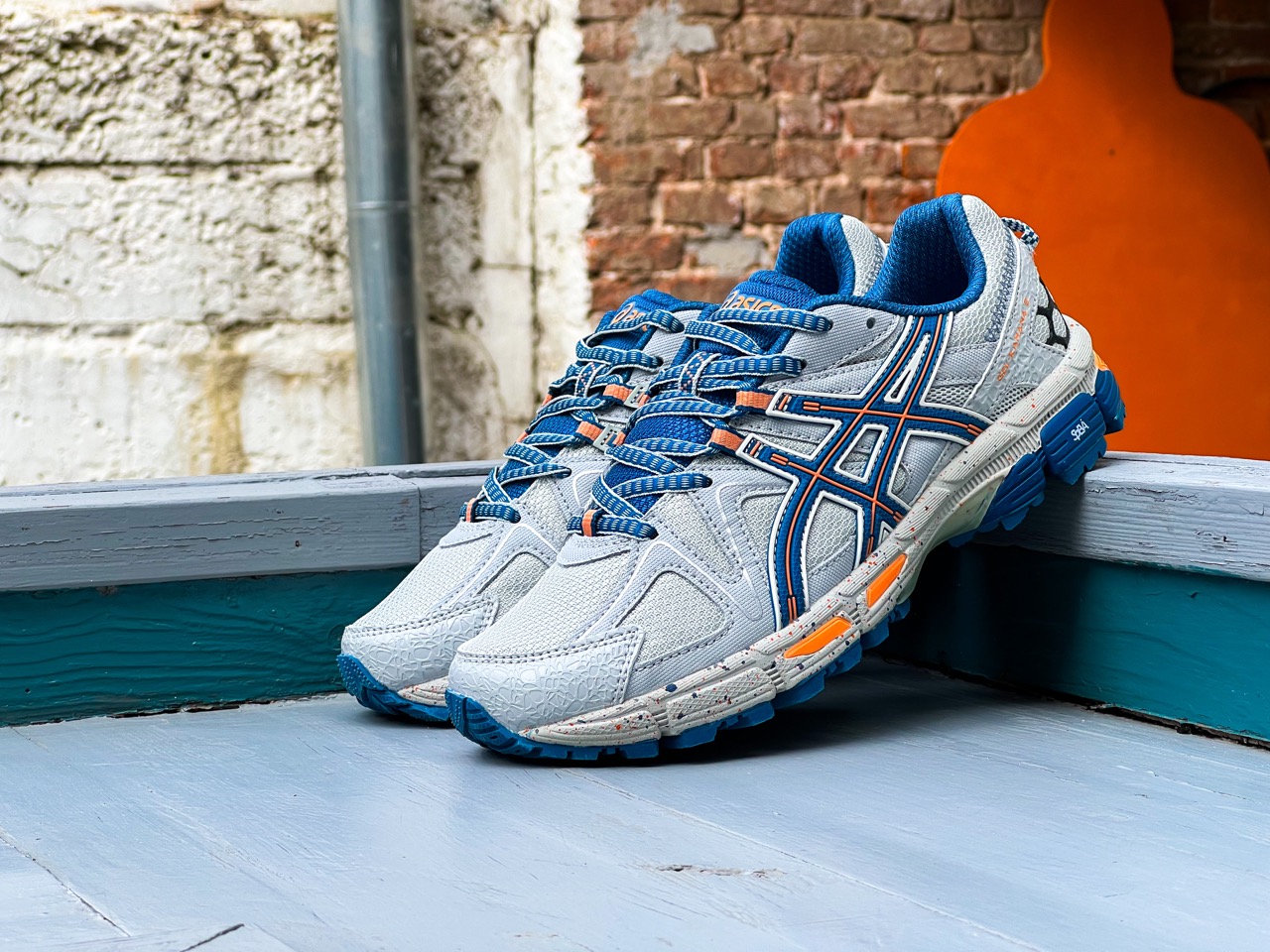 Asics Gel Kahana 8 White Blue