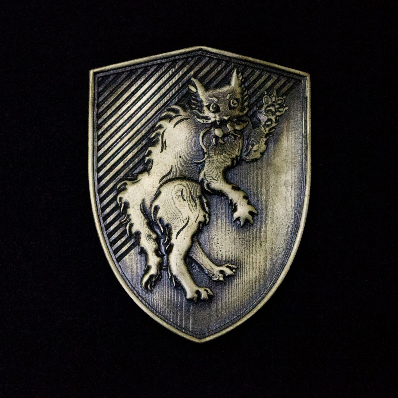 Brooch "Heraldic cat"