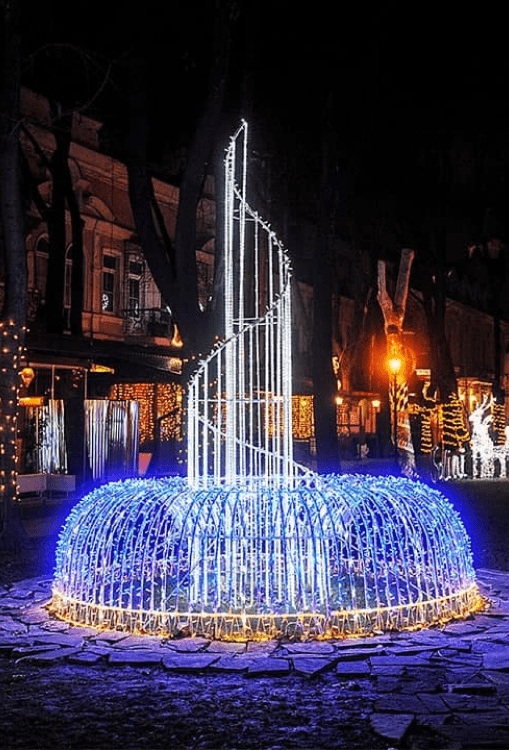 Световой уличный фонтан, светодиодные фигуры на заказ