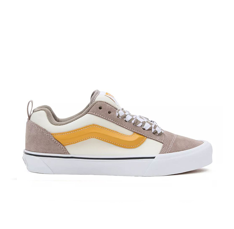 Vans Russia официальный реселлер.