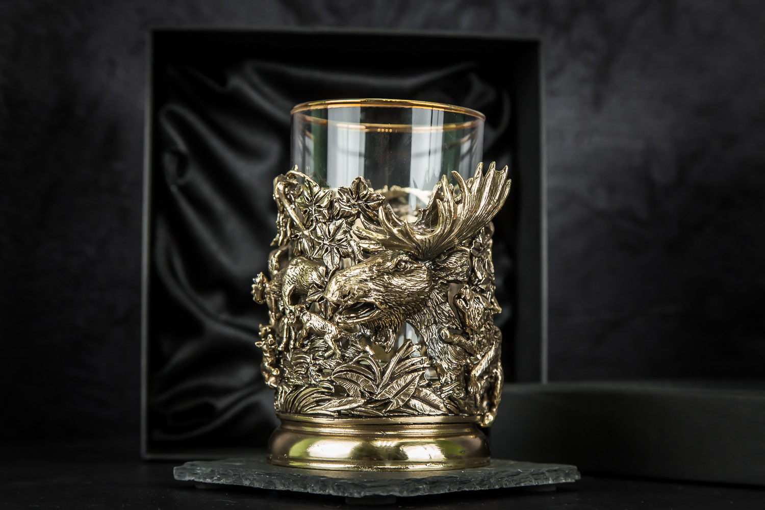 ️ «Наш трофей» — подстаканник для чая «Лось»