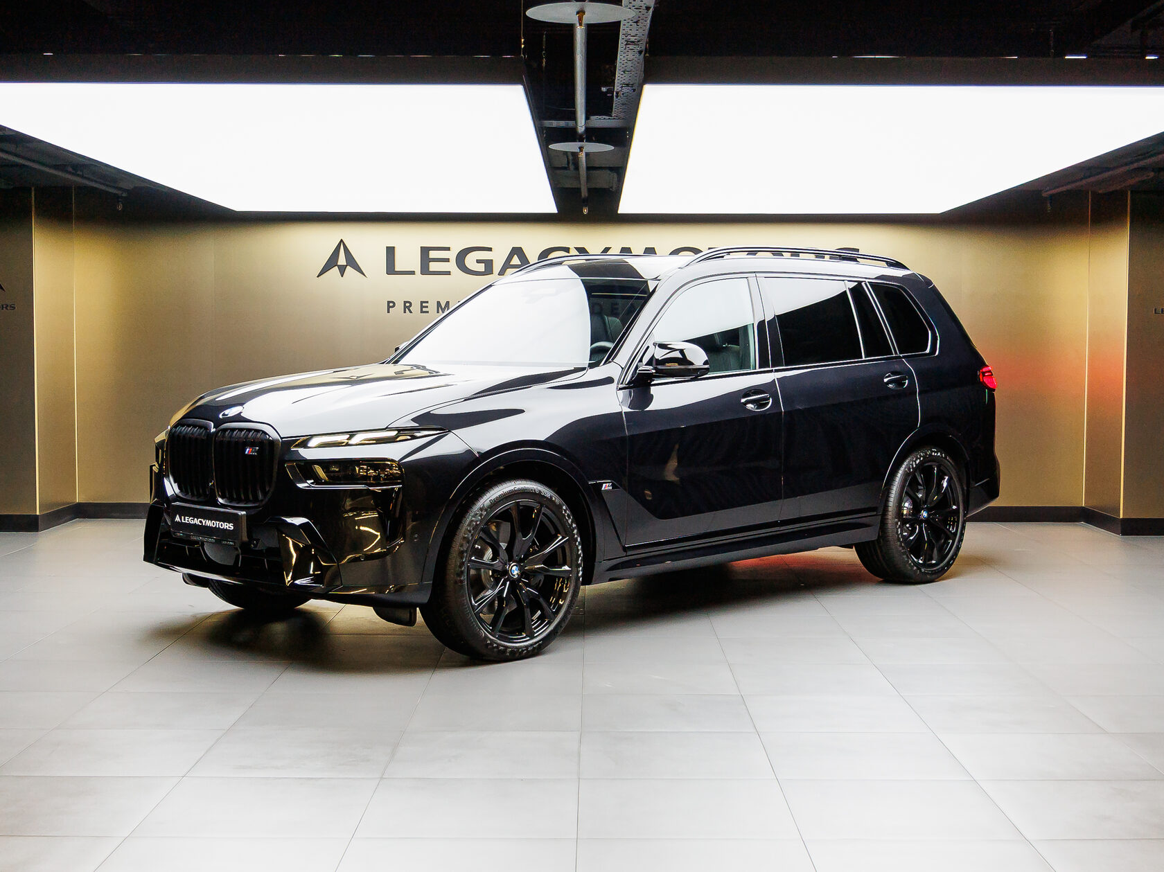 BMW X7 M 60iX. 2025 Купить новый Черный 078974— «Legacy Motors»