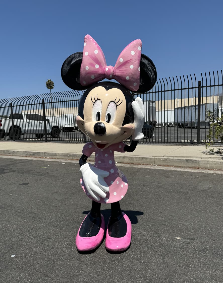 Disney Minnie Mouse-Inspired “Classic Pink” Sculpture – Lifesize ...