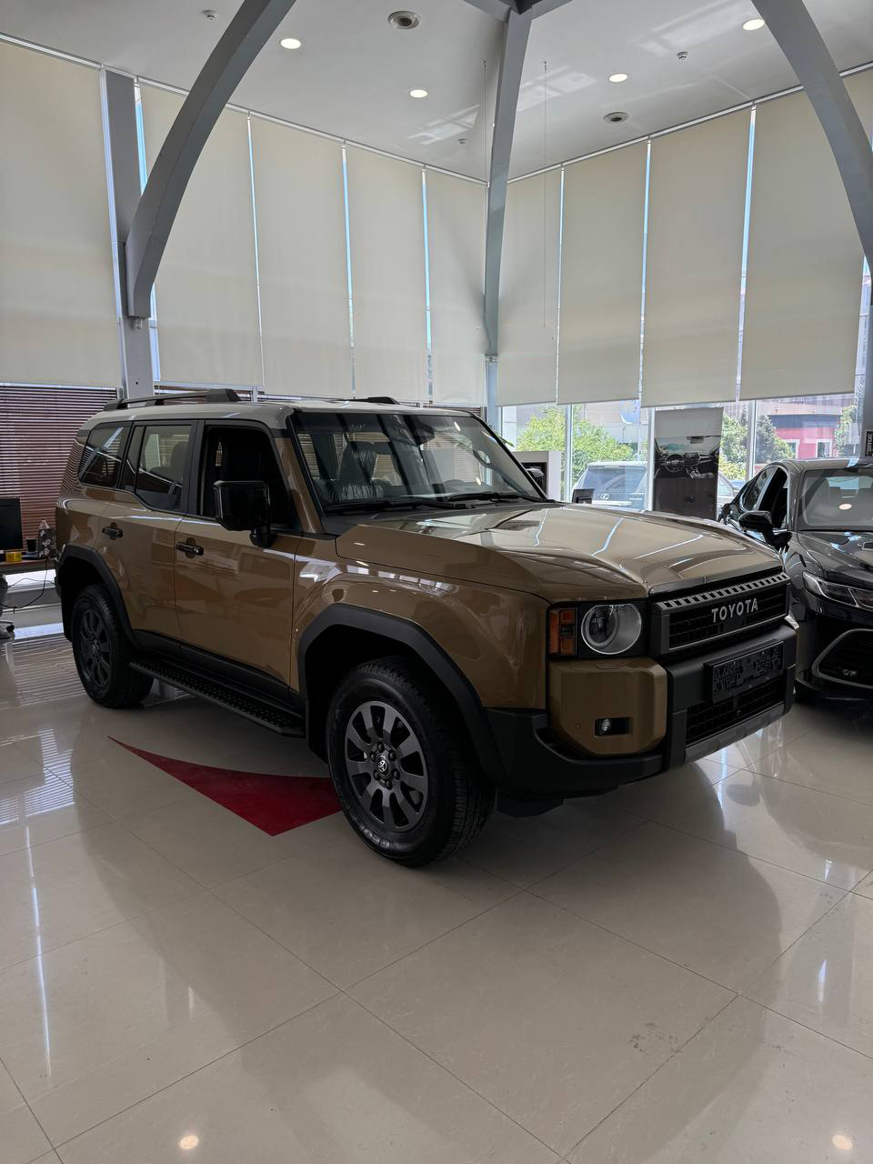 Toyota LC250 - Toyota