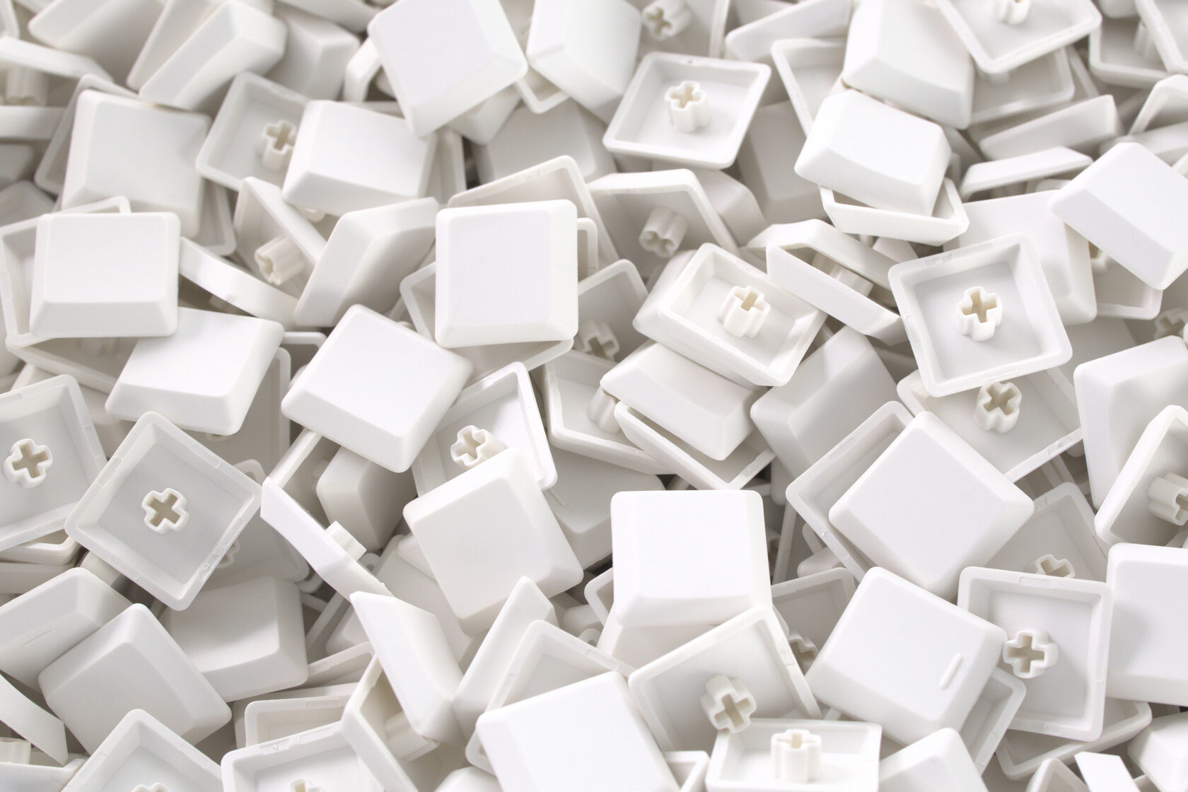 Low profile blank keycaps