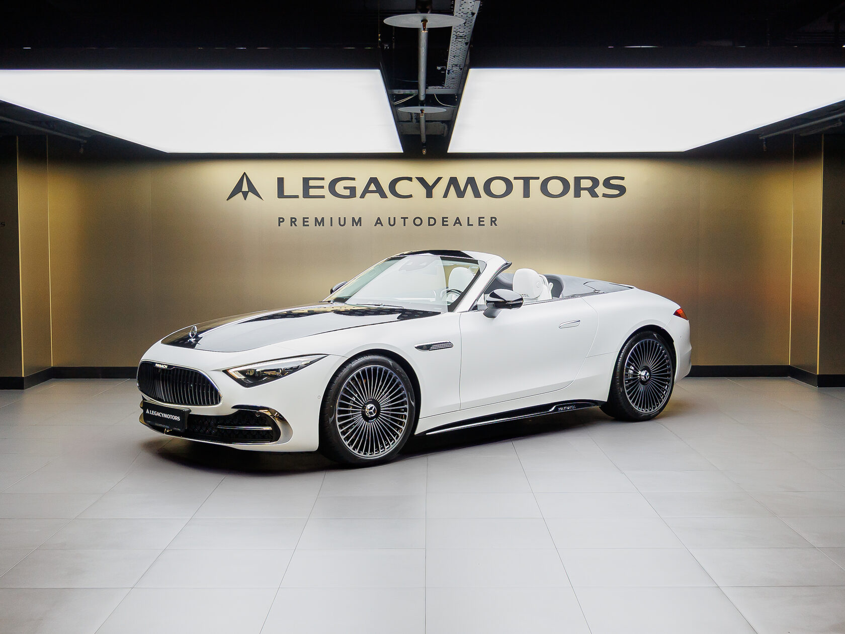 Mercedes-Benz Maybach SL 680 2025. Купить новый Белый опалит magno 5763 ...