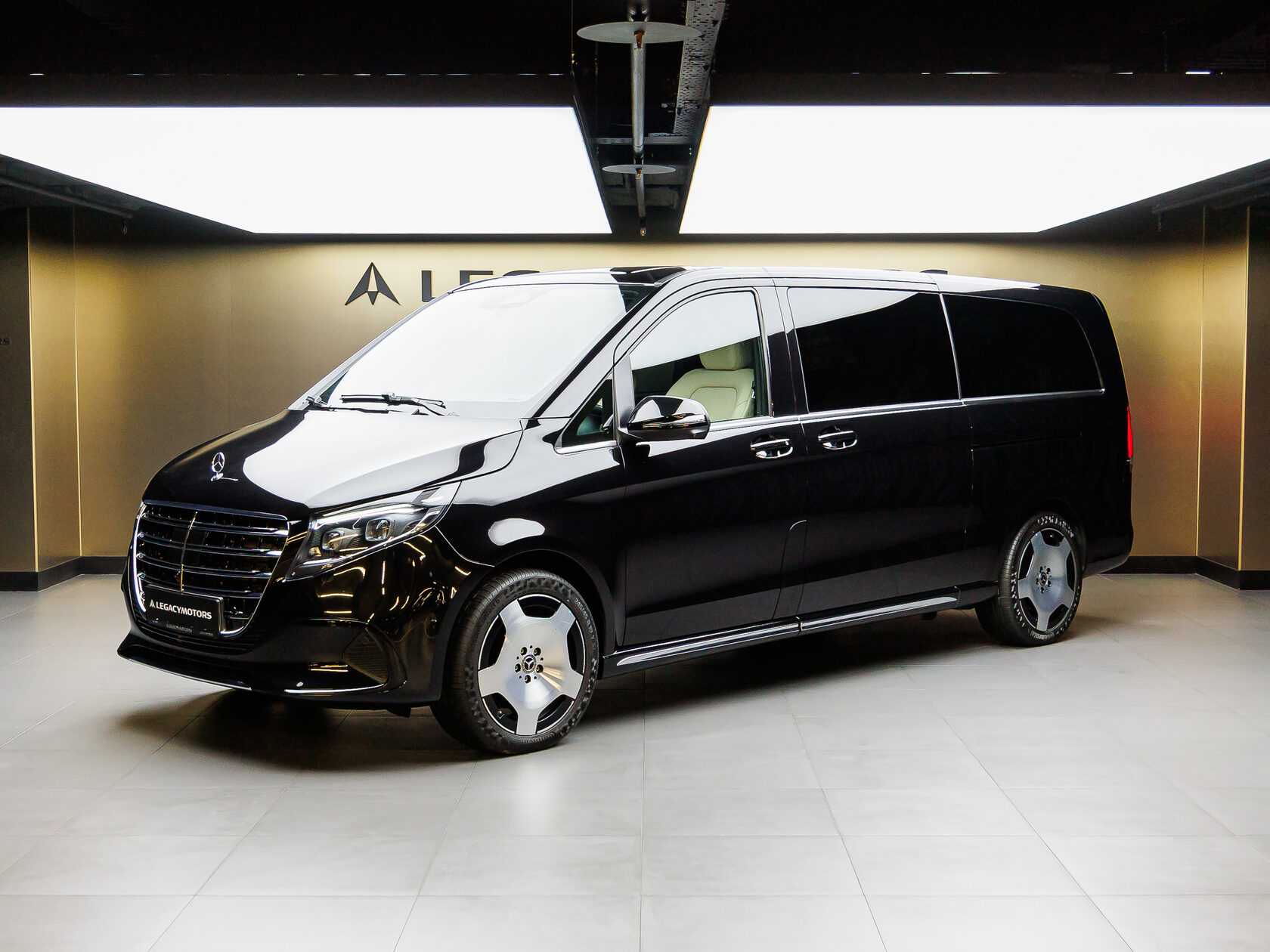 Mercedes-Benz V300d Extra Long 4MATIC рестайлинг Черный 578593 цены ...