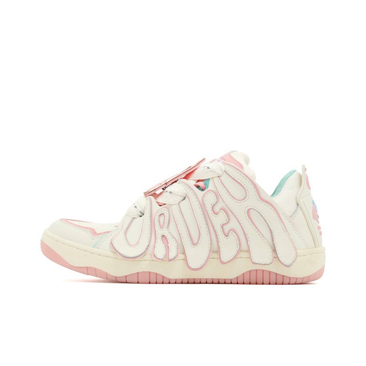 Old Order 001 x Sanrio купить в Москве, с быстрой доставкой.