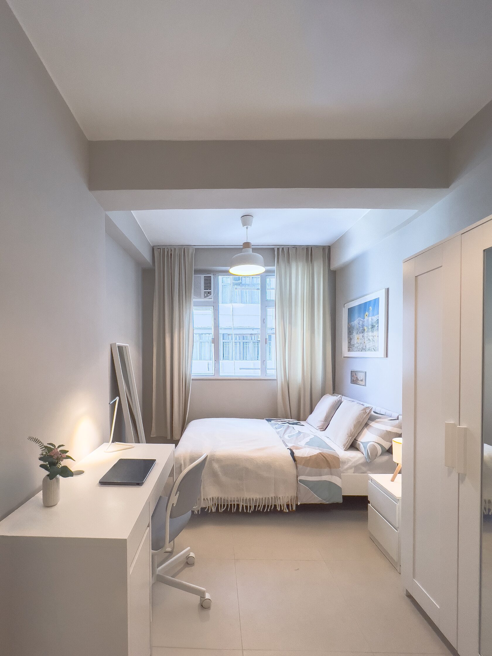 Single Room, Gloucester Road, Causeway Bay