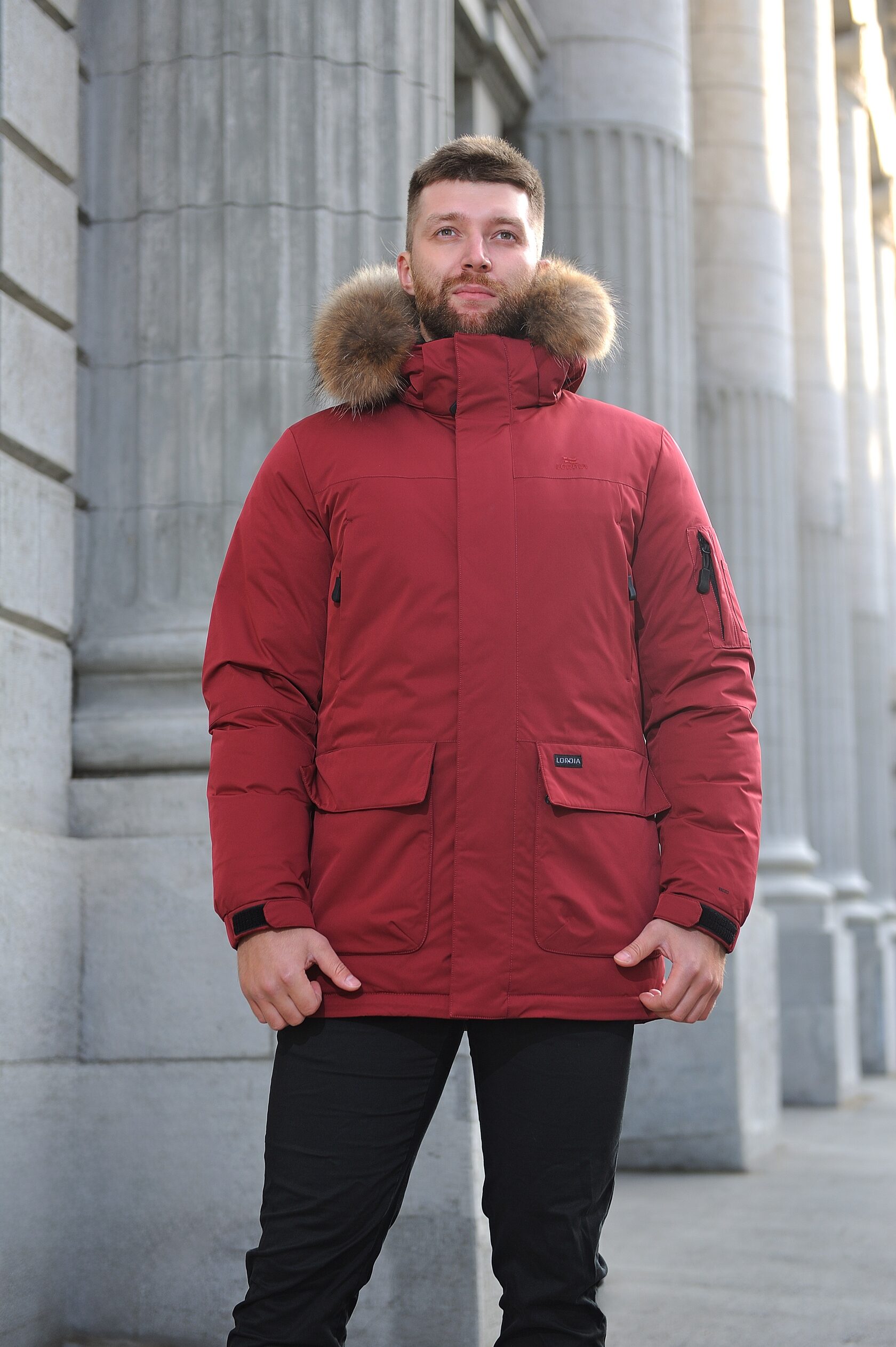 Фирменная очень теплая аляска LORDIA в бордовом цвете с опушкой из ...