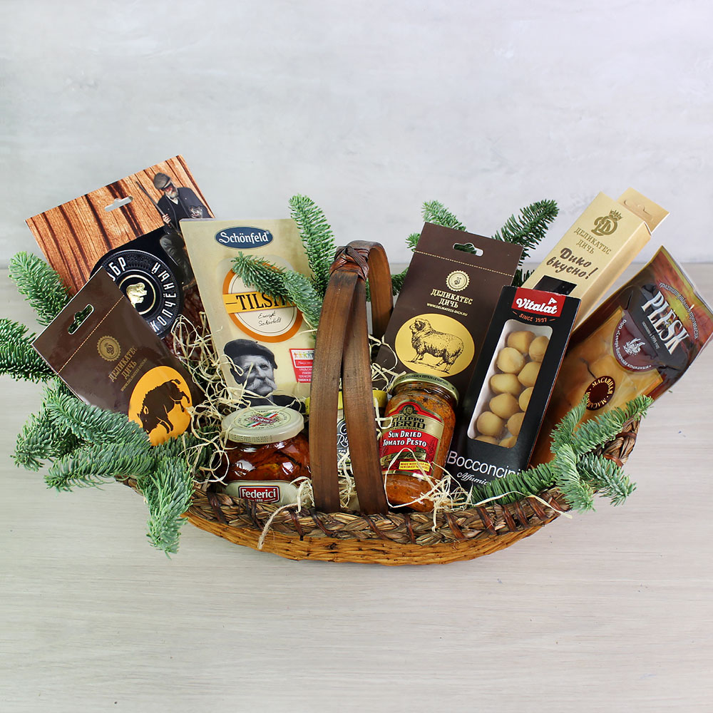 Новогодняя корзина с деликатесами №15 - Доставим за 2 часа по Москве ...
