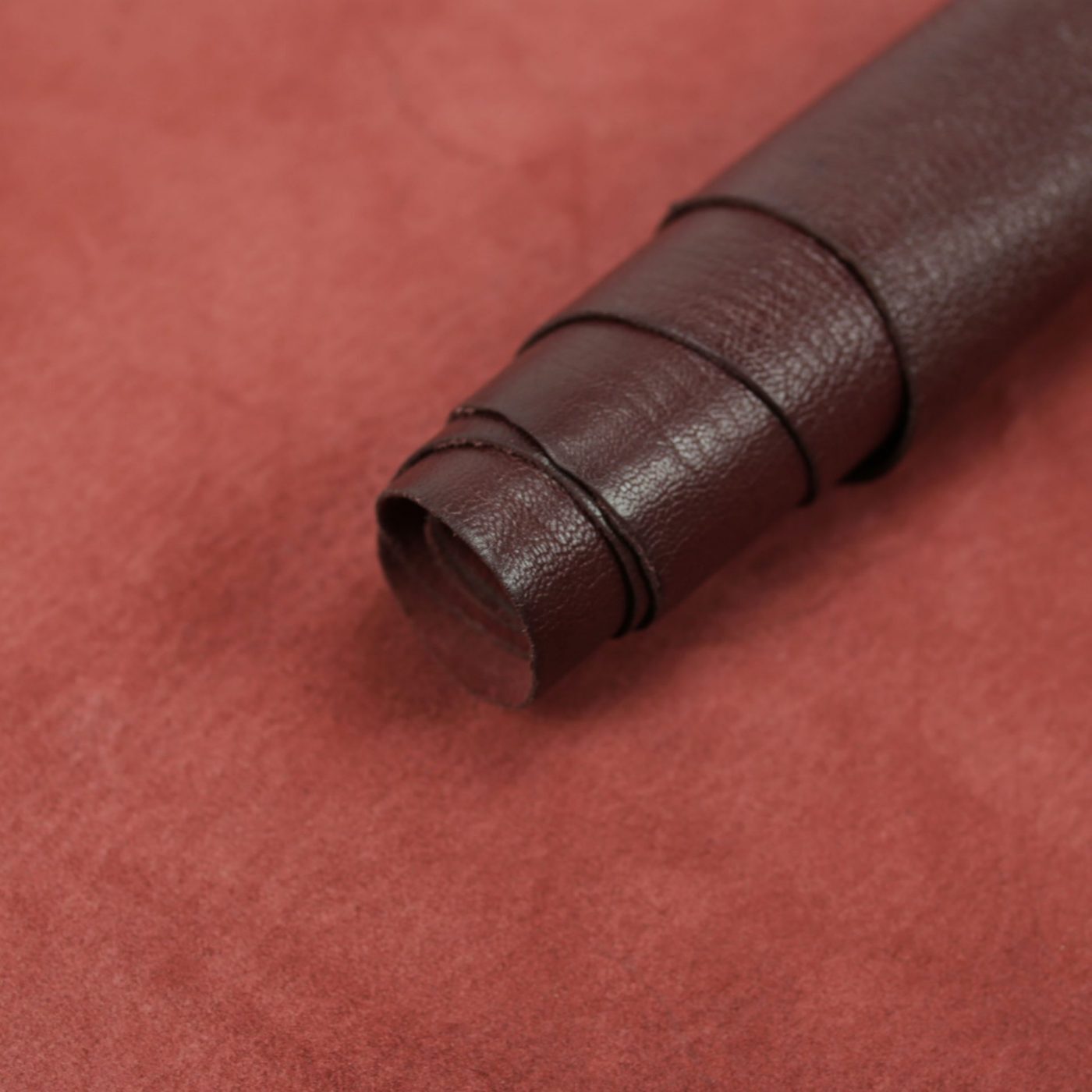 Брендовая козья кожа купить в Москве - Centropelle