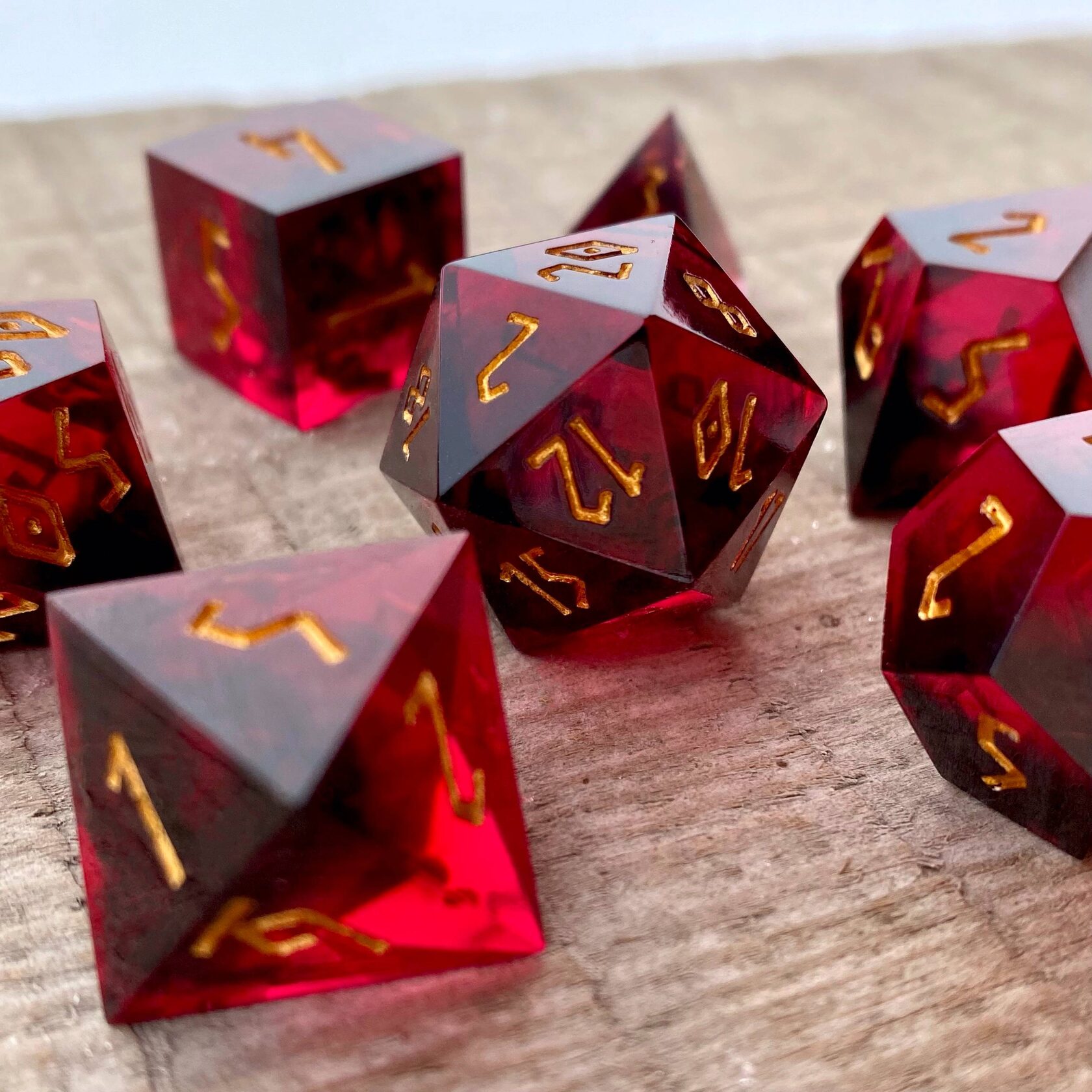 Burmese Ruby - кубики ручной работы для Dungeons&Dragons | Набор дайсов ...