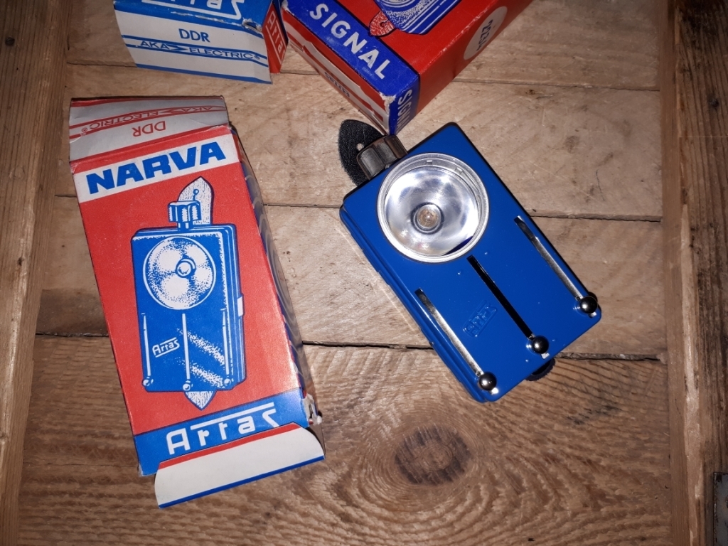ARTAS NARVA DDR TORCH 3 Color Morse Signal Pocket Flashlight Military ...