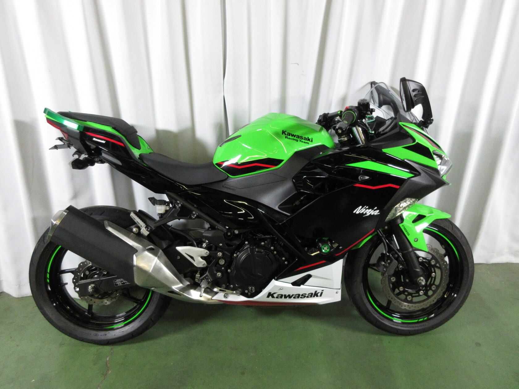 Kawasaki Ninja 400 for sale in Dubai