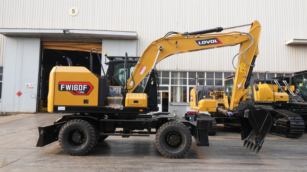 FW160F колёсный экскаватор