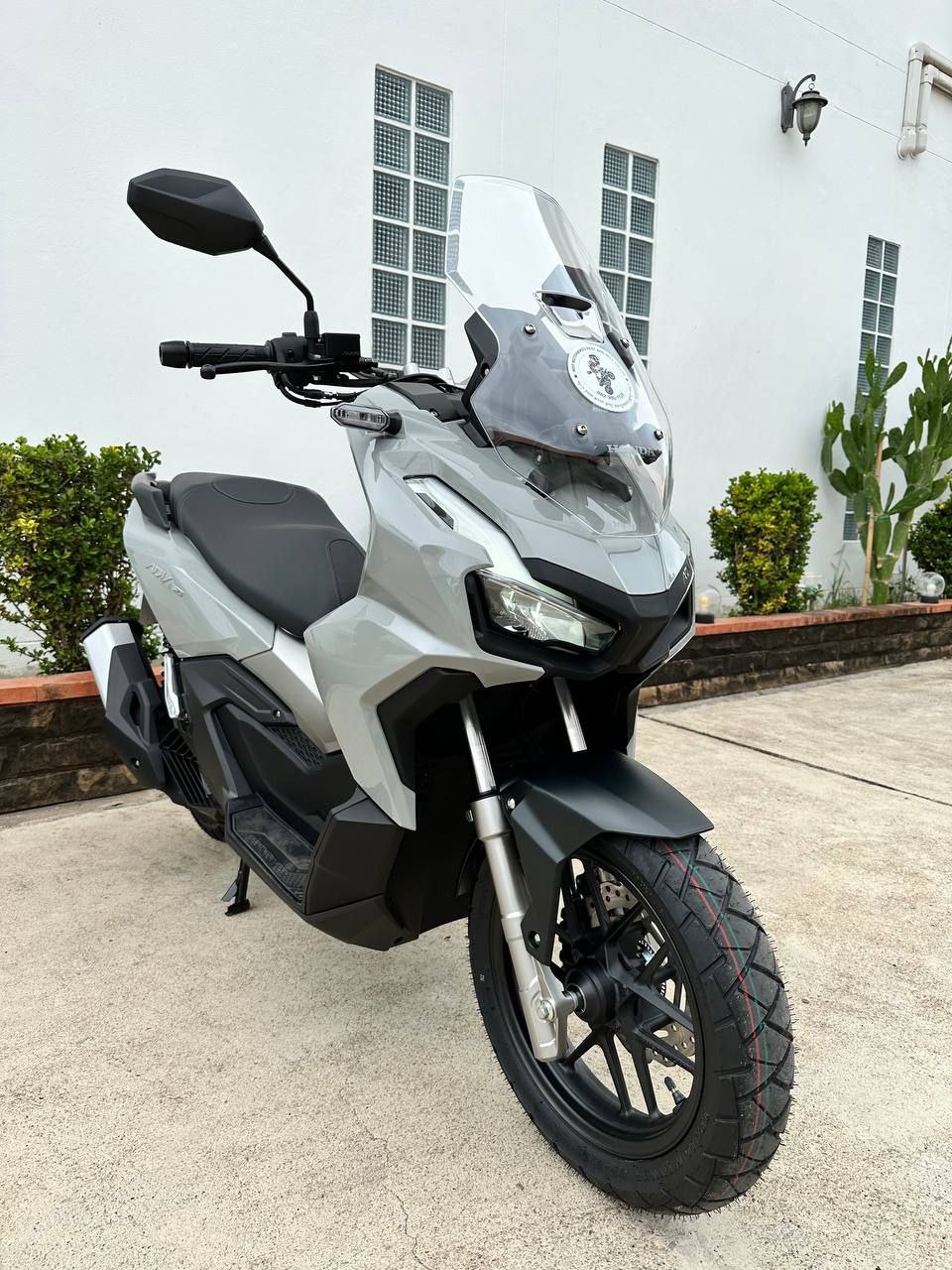 Honda ADV 160 - Honda