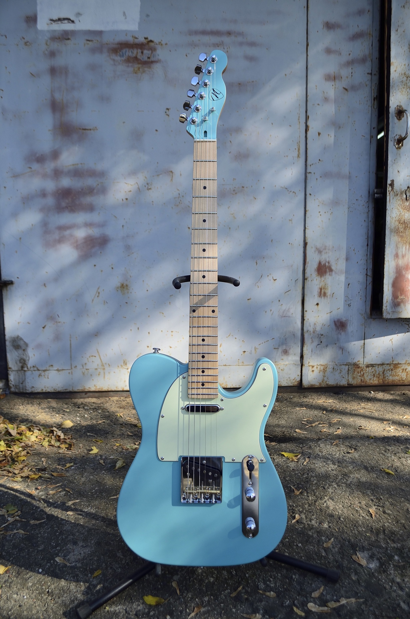 NS Daphne Blue Tele