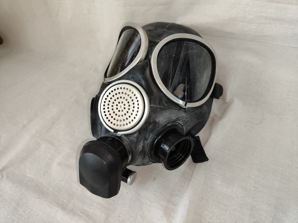 FULL SET Vintage Soviet Russian USSR Military PMK-3 Gas Mask Size 2 ...