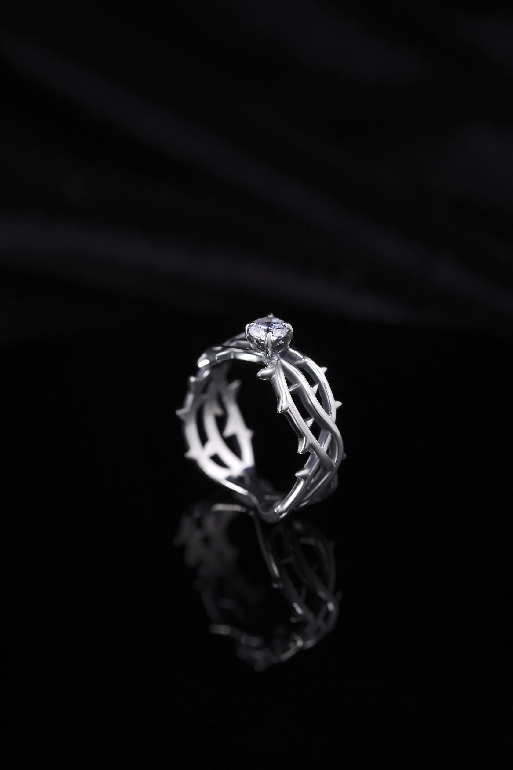 Помолвочное кольцо "Терновый венец"