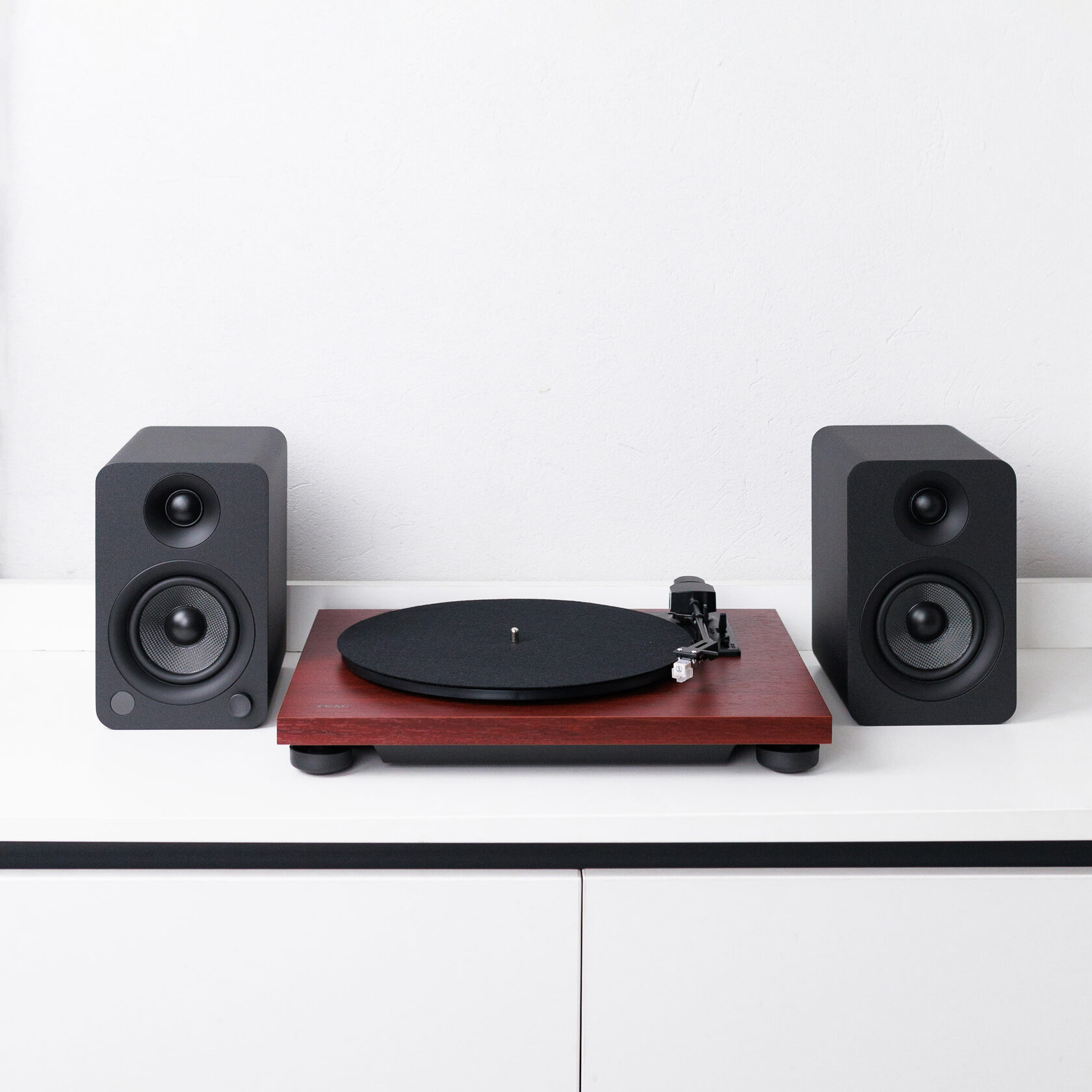 Комплект Play Vinyl "180BT + YU" | PLAY VINYL - UA