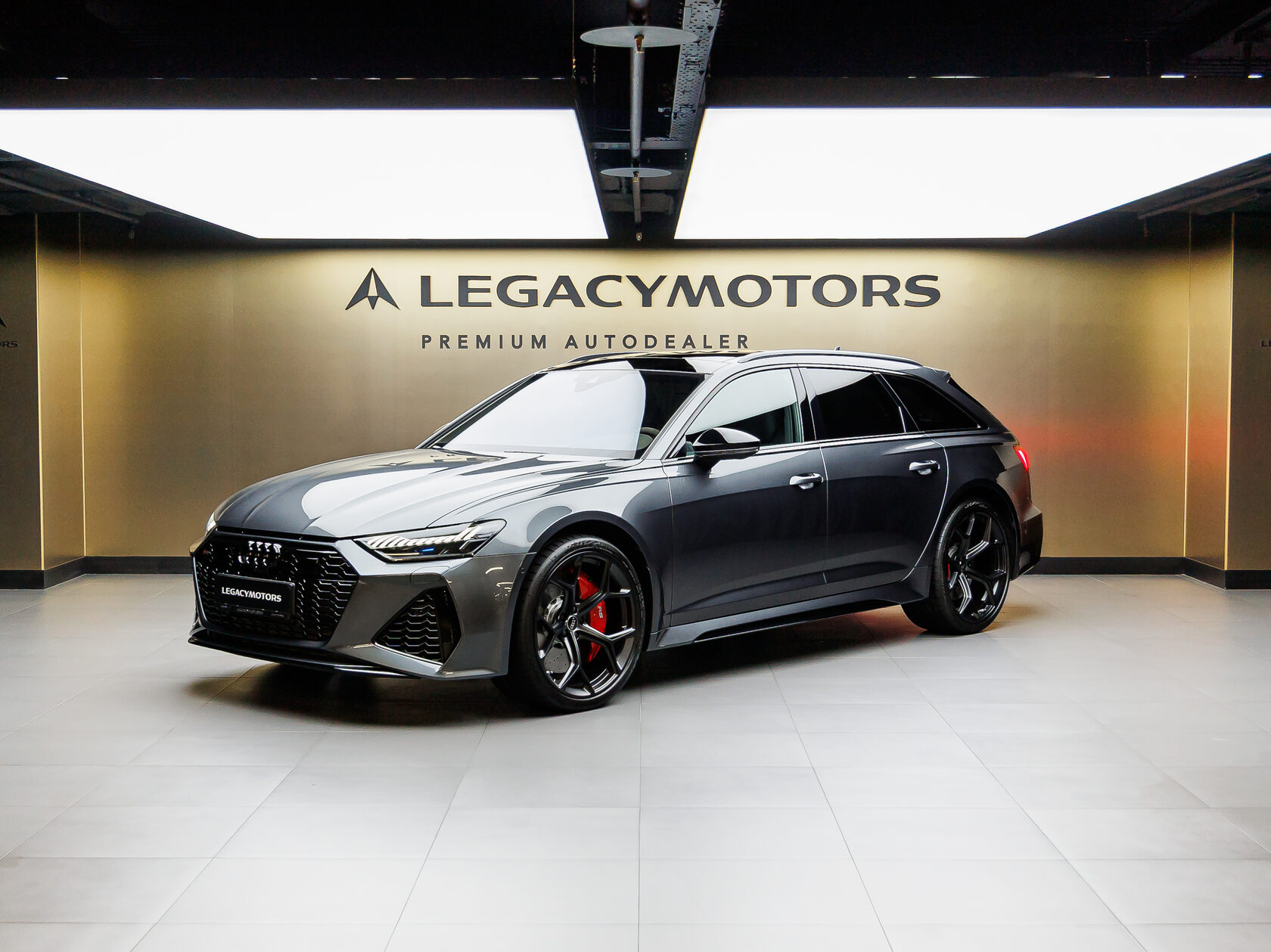 Audi RS RS6 Avant quattro 4,0. 2025 Серый Купить новый в Москве 910612 ...