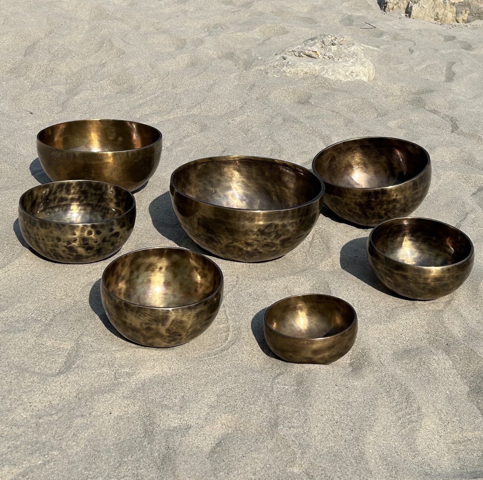 Full moon singing bowls set