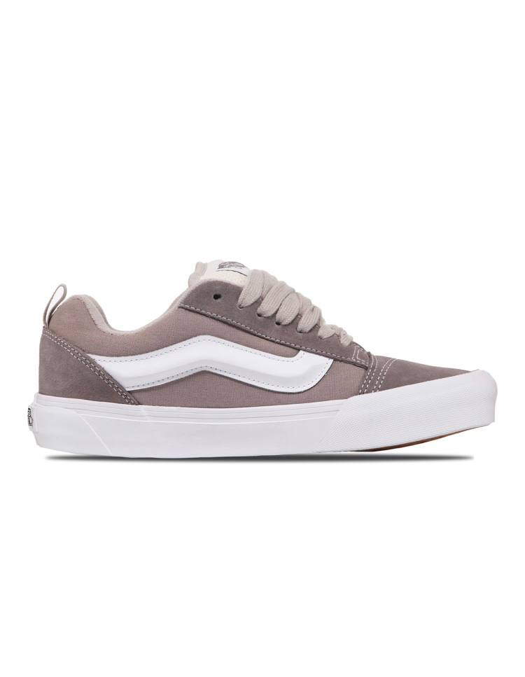 Vans Russia официальный реселлер.