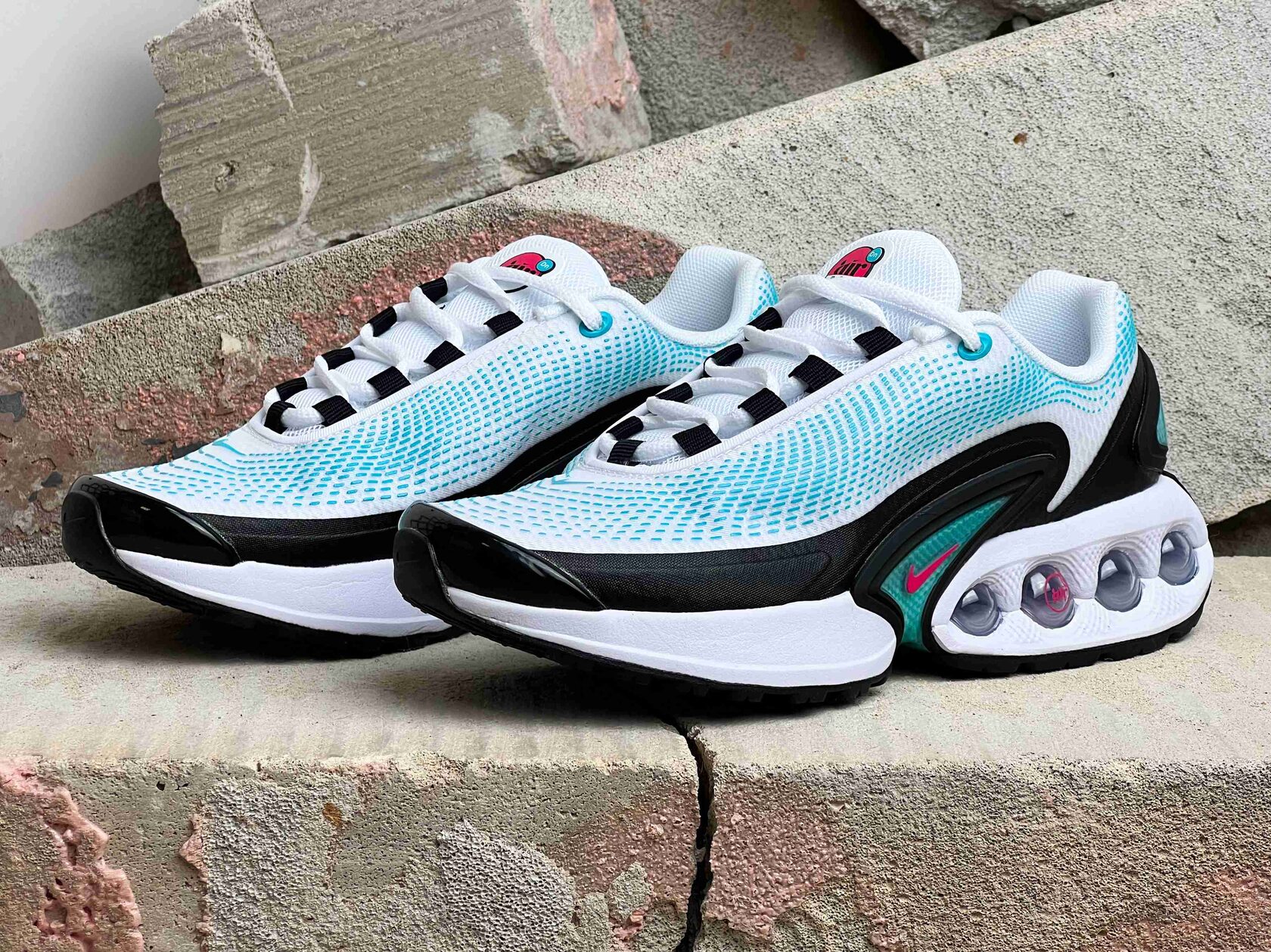 Nike Air Max Dn Blue Black White