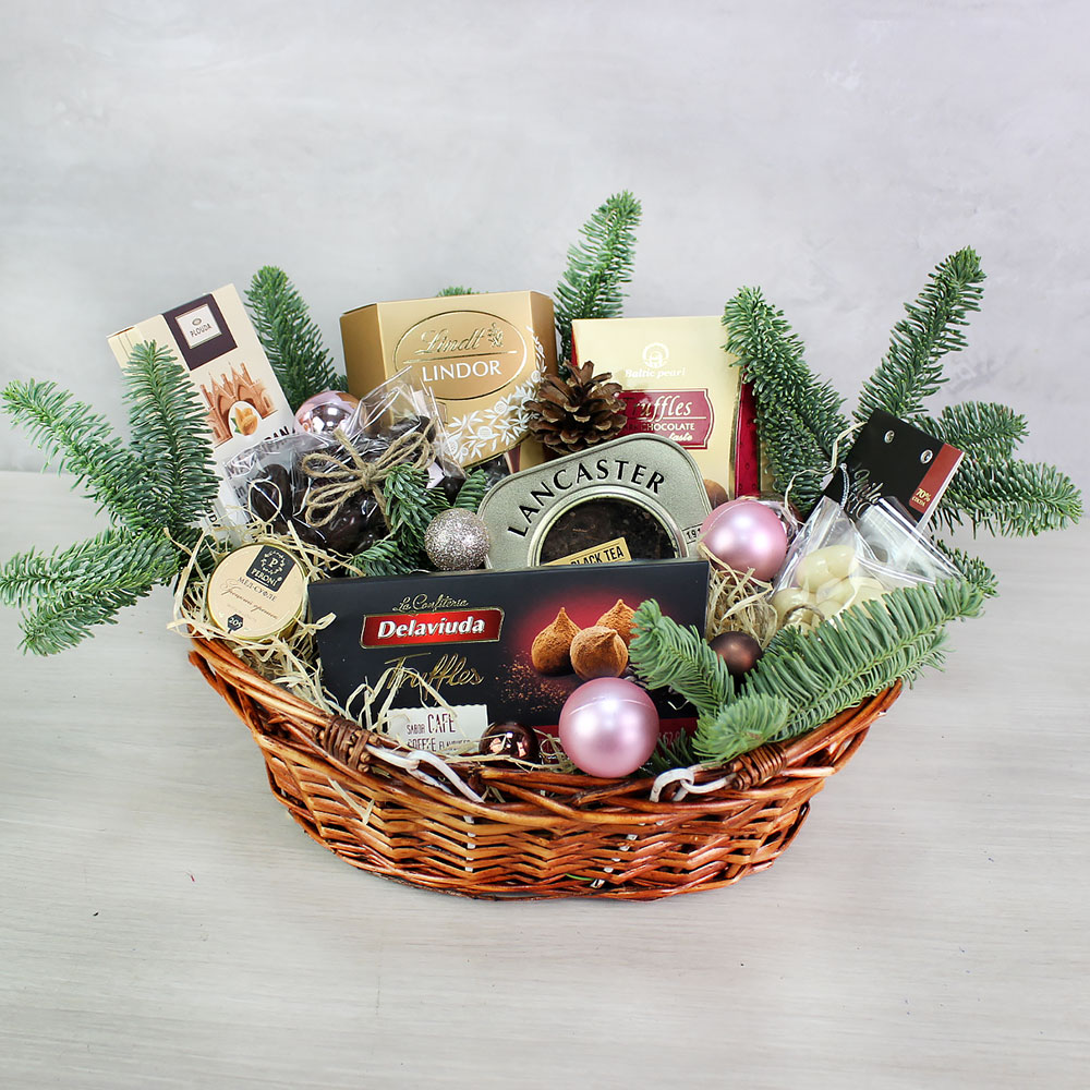 Новогодняя корзина №39 - Доставим за 2 часа по Москве | ВоВкусе.мск