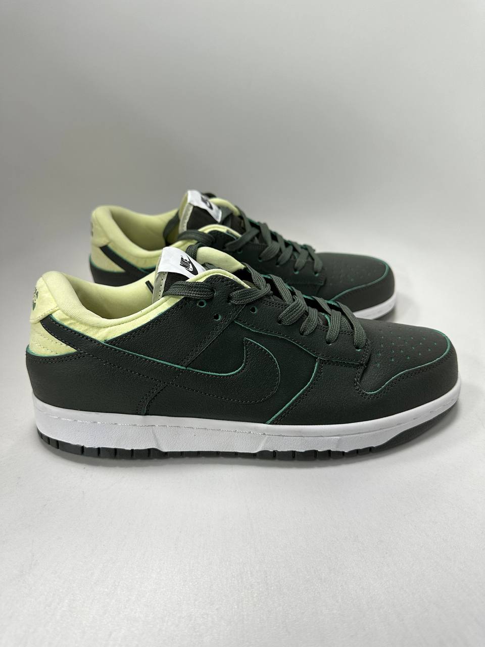 Nike Dunk Avocado - Nike