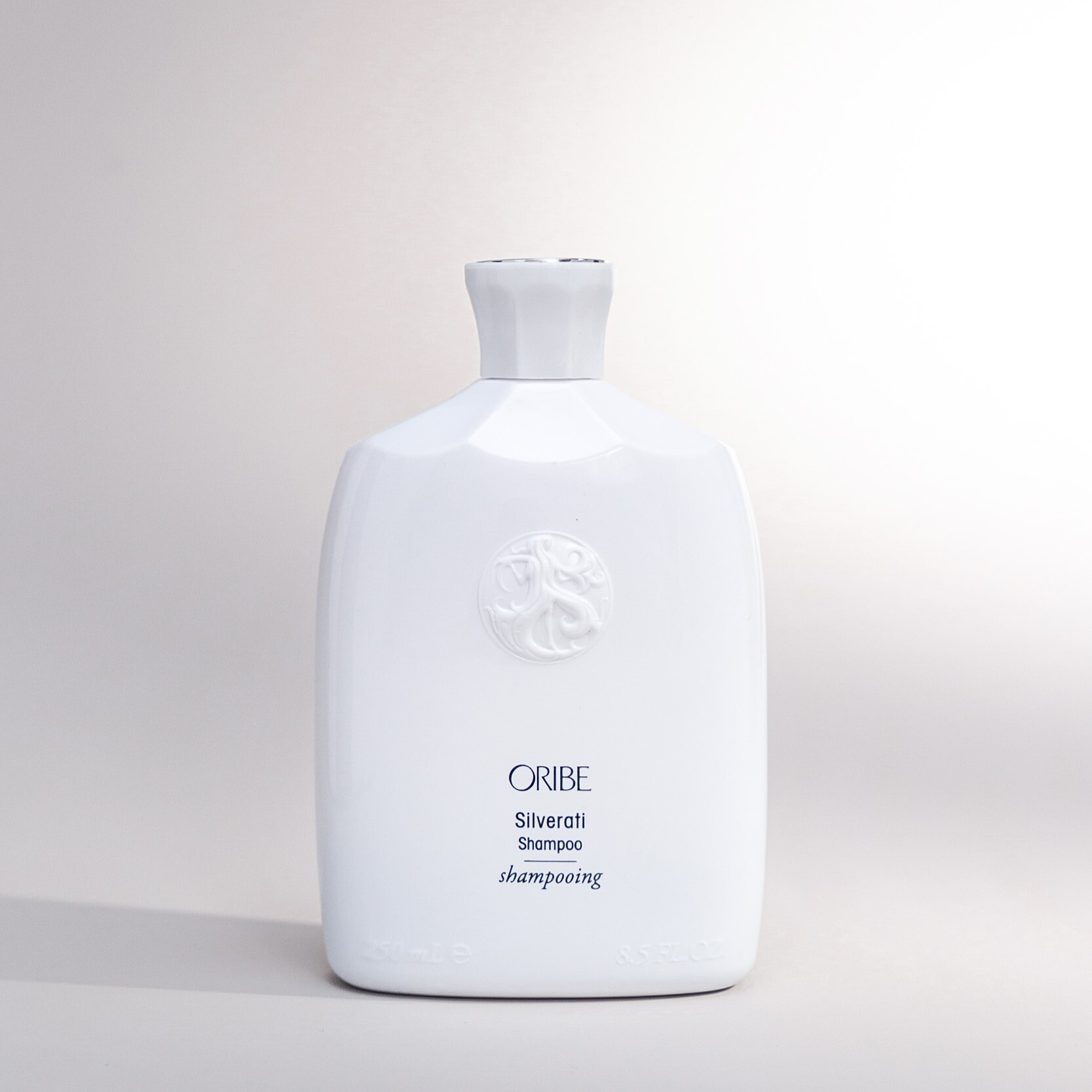 Oribe Silverati Shampoo - Шампунь для окрашенных в пепельный и седых ...