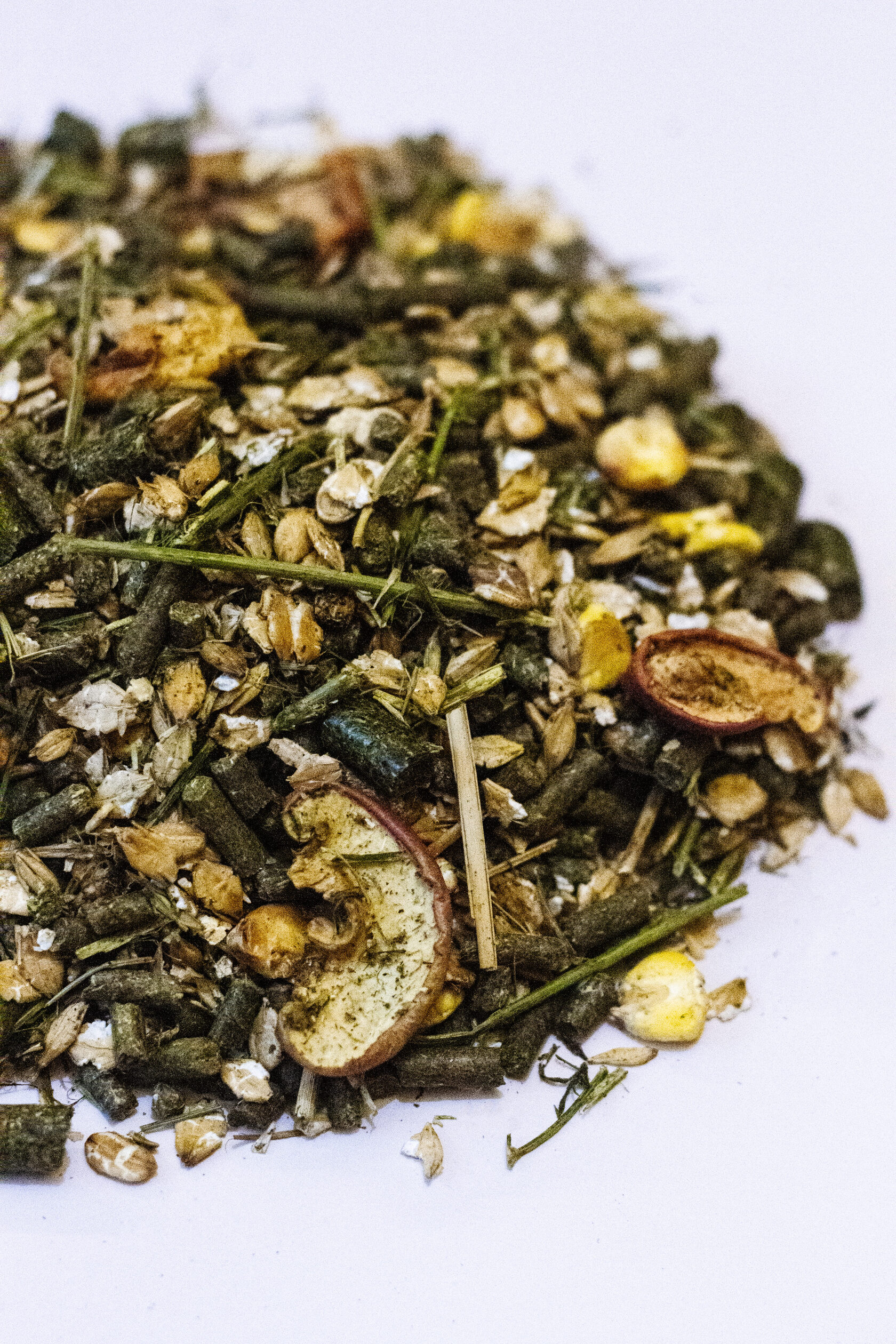 Фруктофит Сеньор – мюсли для лошадей купить в интернет-магазине Биотех ...