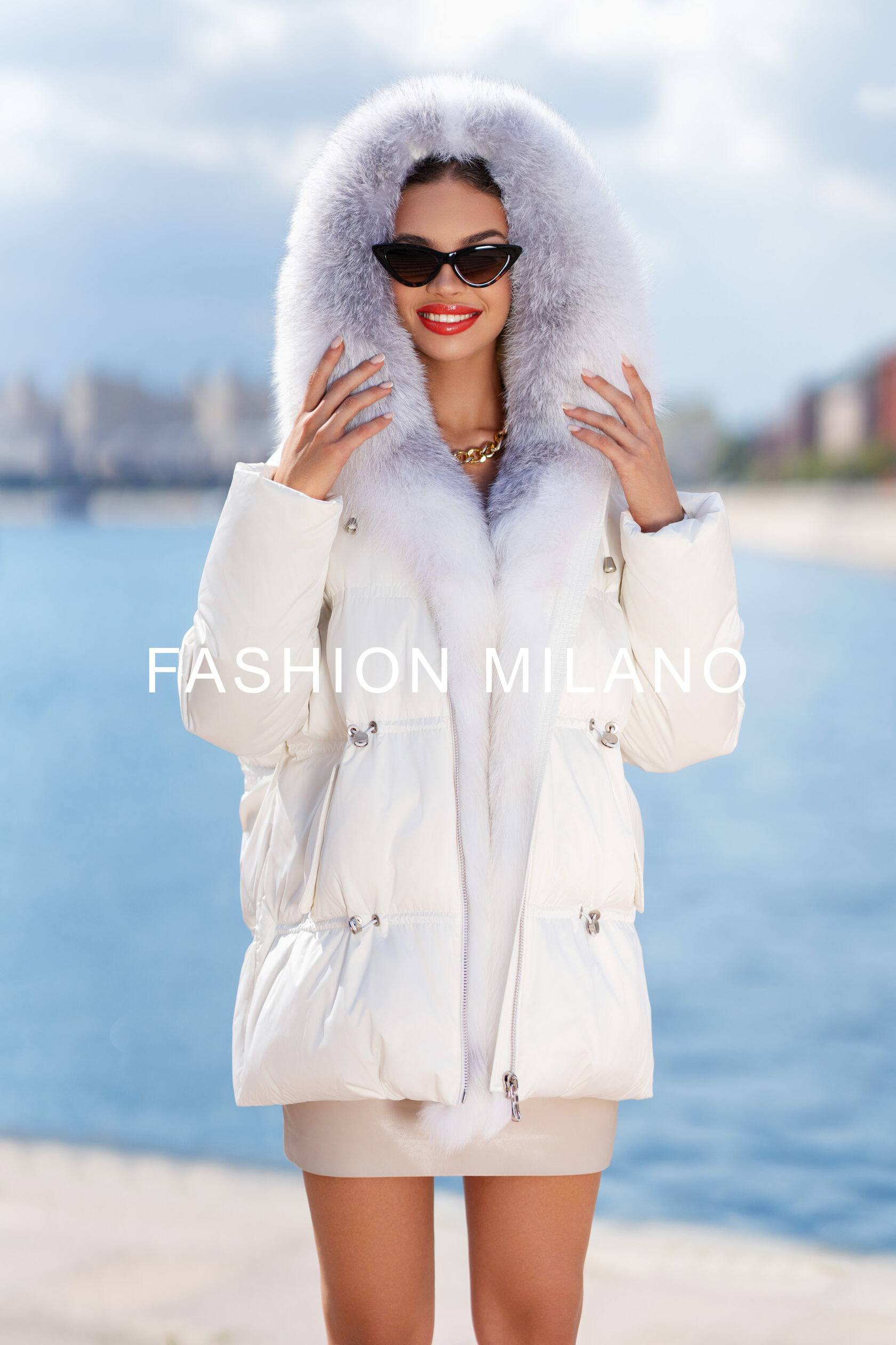 Пуховик - зимний оверсайз цвет хаки с натуральным мехом с натуральным ...