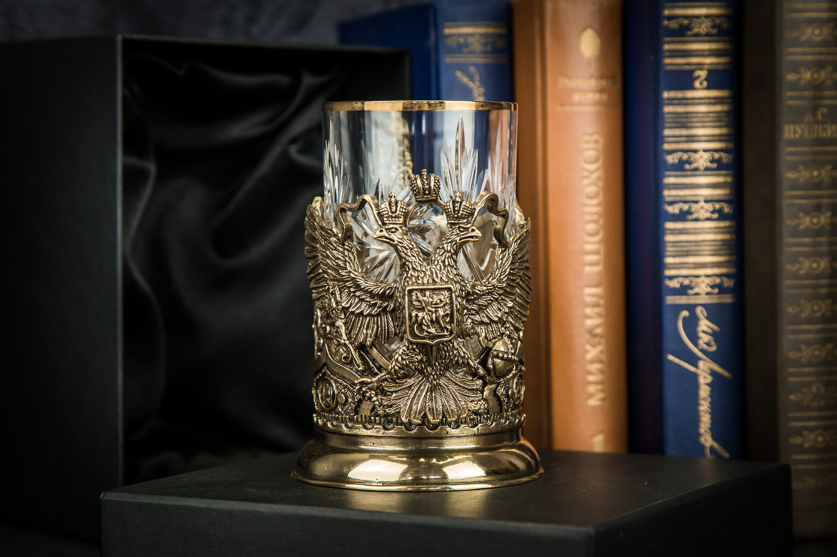 ️ «Наш трофей» — подстаканник для чая «Герб»