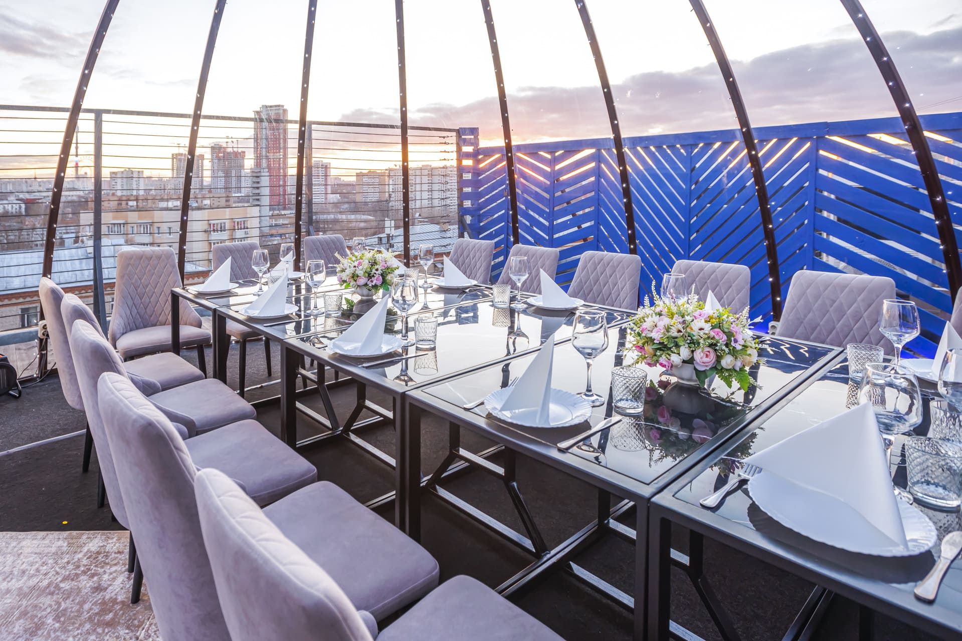 Беседка 18 в IglooLoft для Дня рождения в Москве