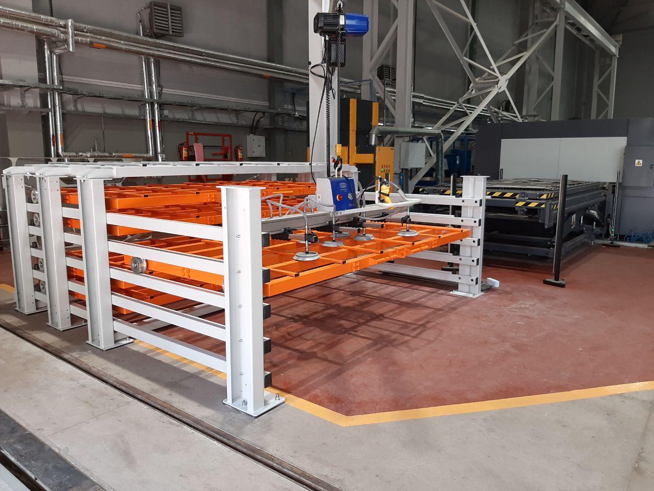 Photos of sheet metal rack systems | RAXMET