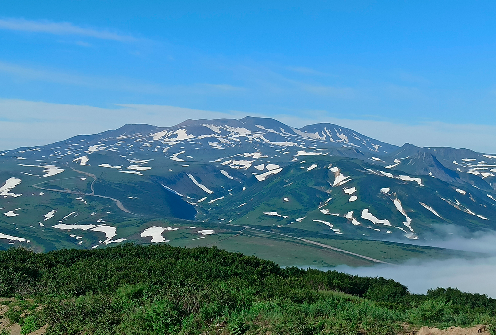 Горелый вулкан. Летние туры и отдых на Камчатке в 2026 году