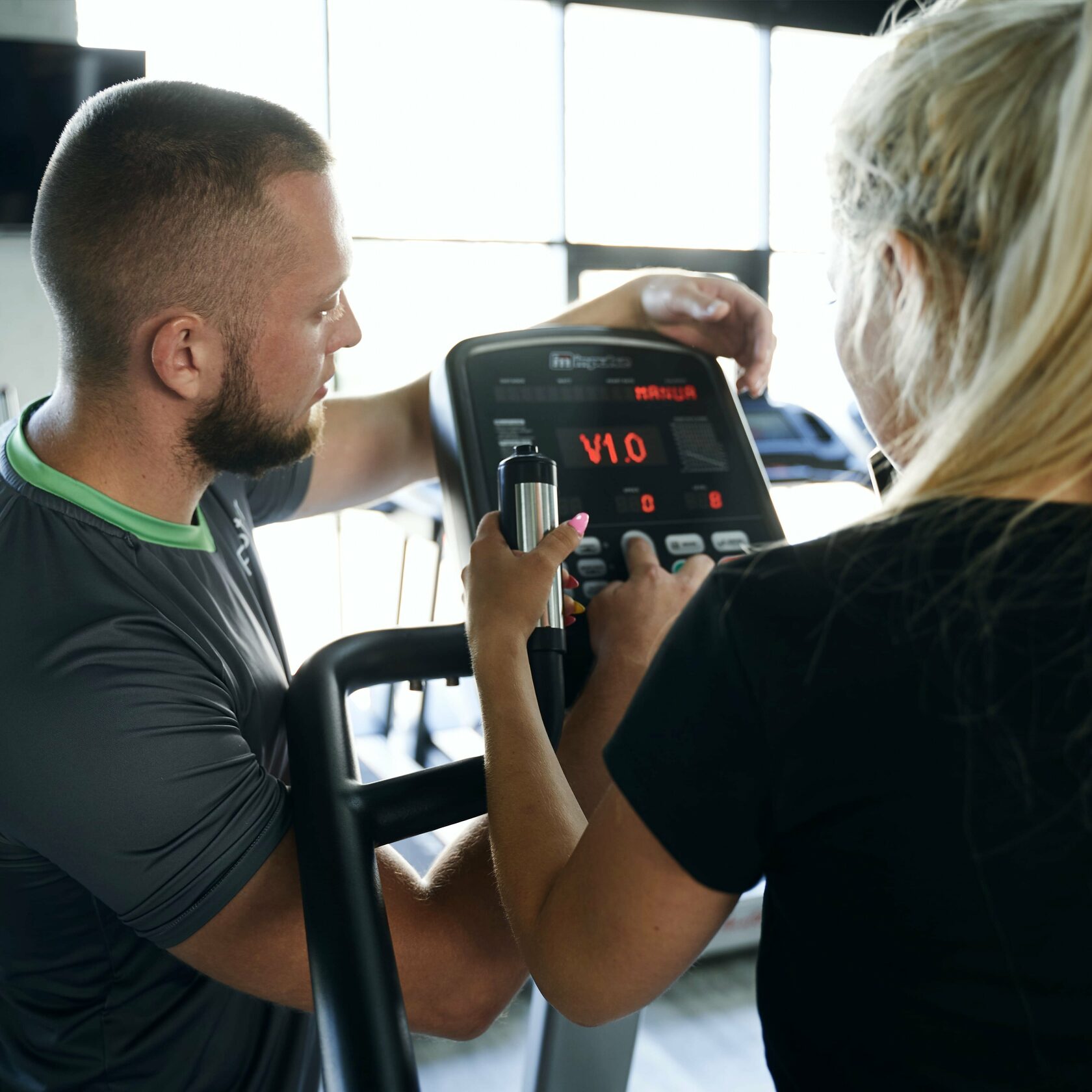 StarClub (Fitstar) фитнес-клуб c сауной в Астрахани