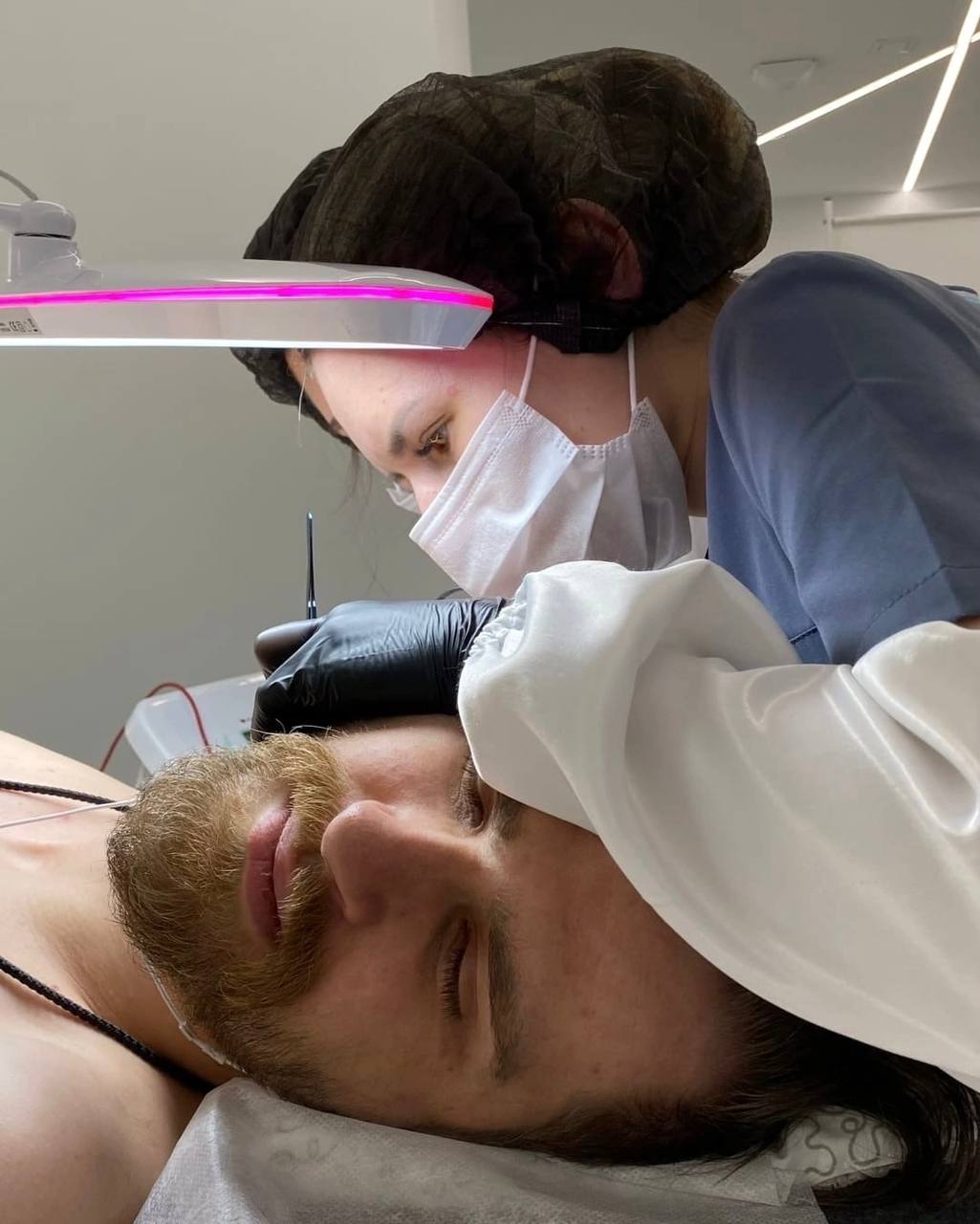 Курсы профессионального обучения электроэпиляции в школе Epil.School