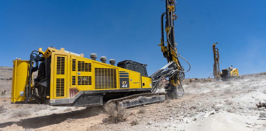 Испытания установки бурения Komatsu ZT44