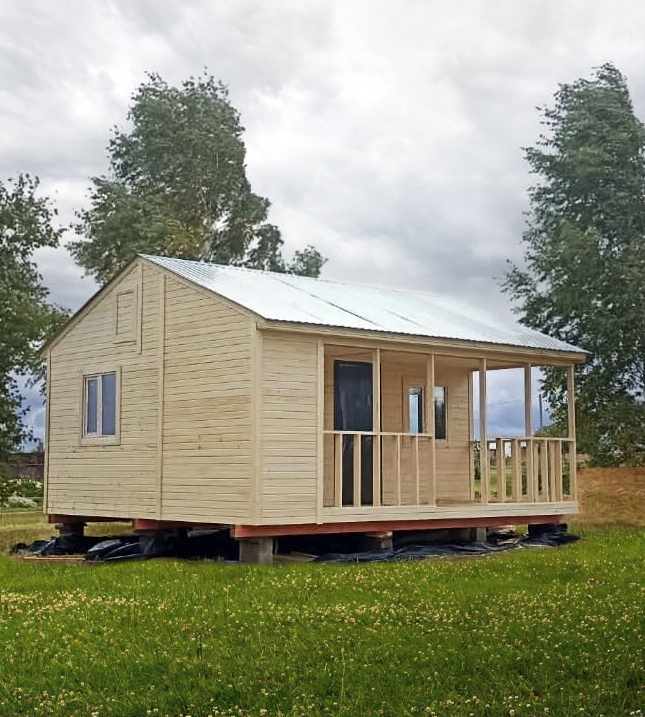 Бытовка с верандой, хозблоком и чердаком / Садовый домик / 6х5