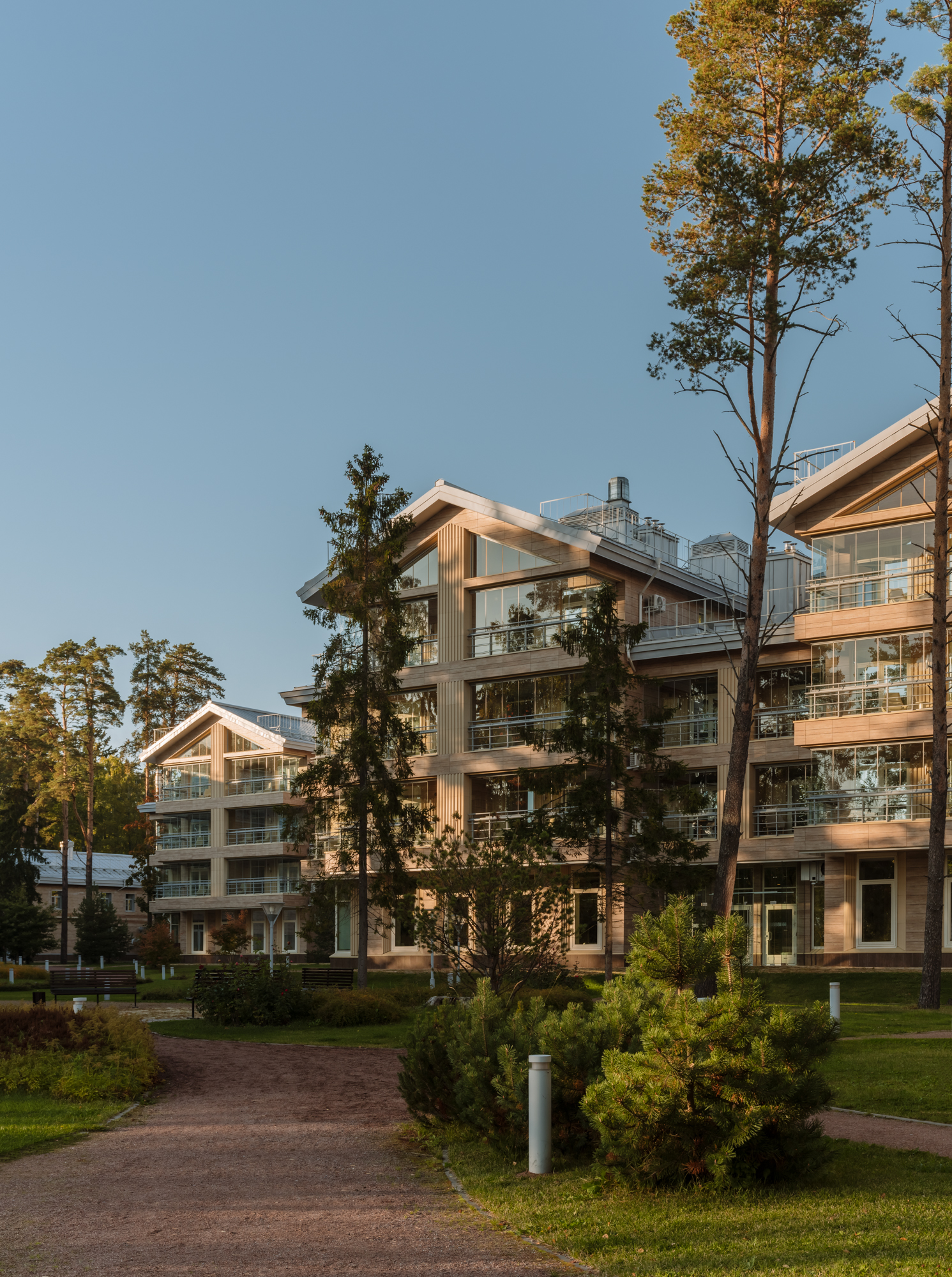 PR support of the luxury prevent age resort First Line. Health Care Resort