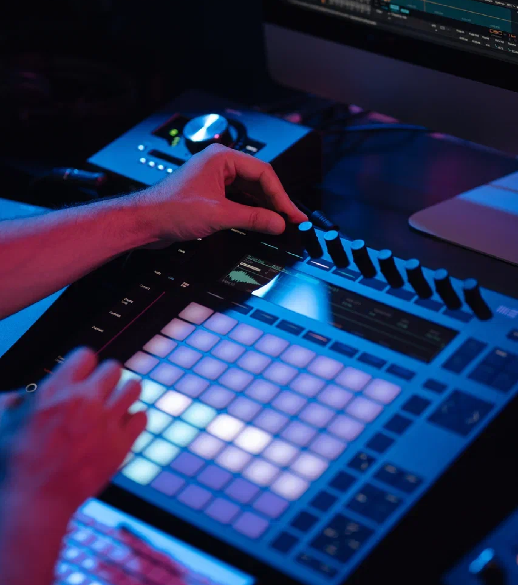 The Laps Academy - Курсы по созданию электронной музыки