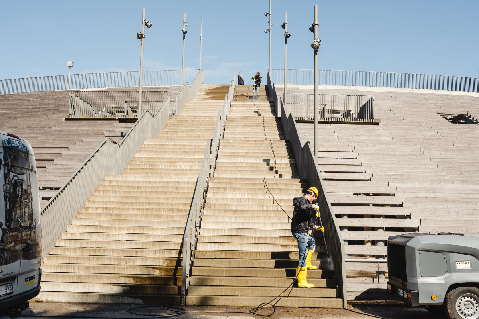 Saglabāt vēsturi: kā "Kärcher" tīrīja Mežaparka Lielās estrādes kāpnes