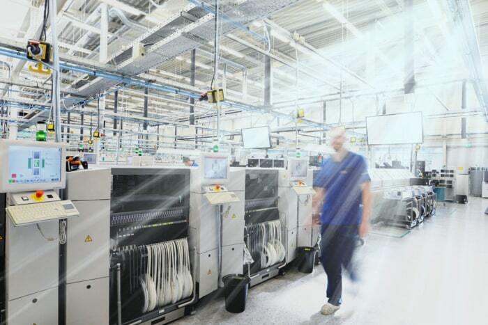 Lights-On Manufacturing - How Software Sheds Light on the Production ...