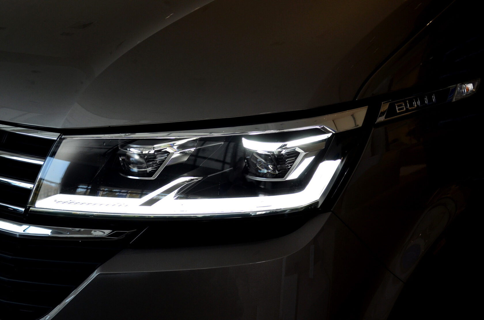 Купить Фольксваген Мультивен по доступным ценам, Volkswagen Multivan