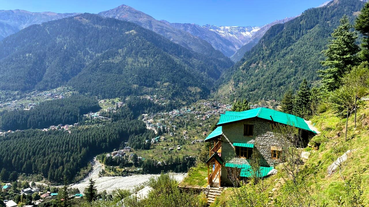 Pinnacle Retreat Manali - Pahadi Homestay