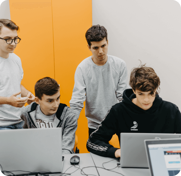 Școala de robotică și programare pentru copiii de la 8 la 16 ani ROBOCODE